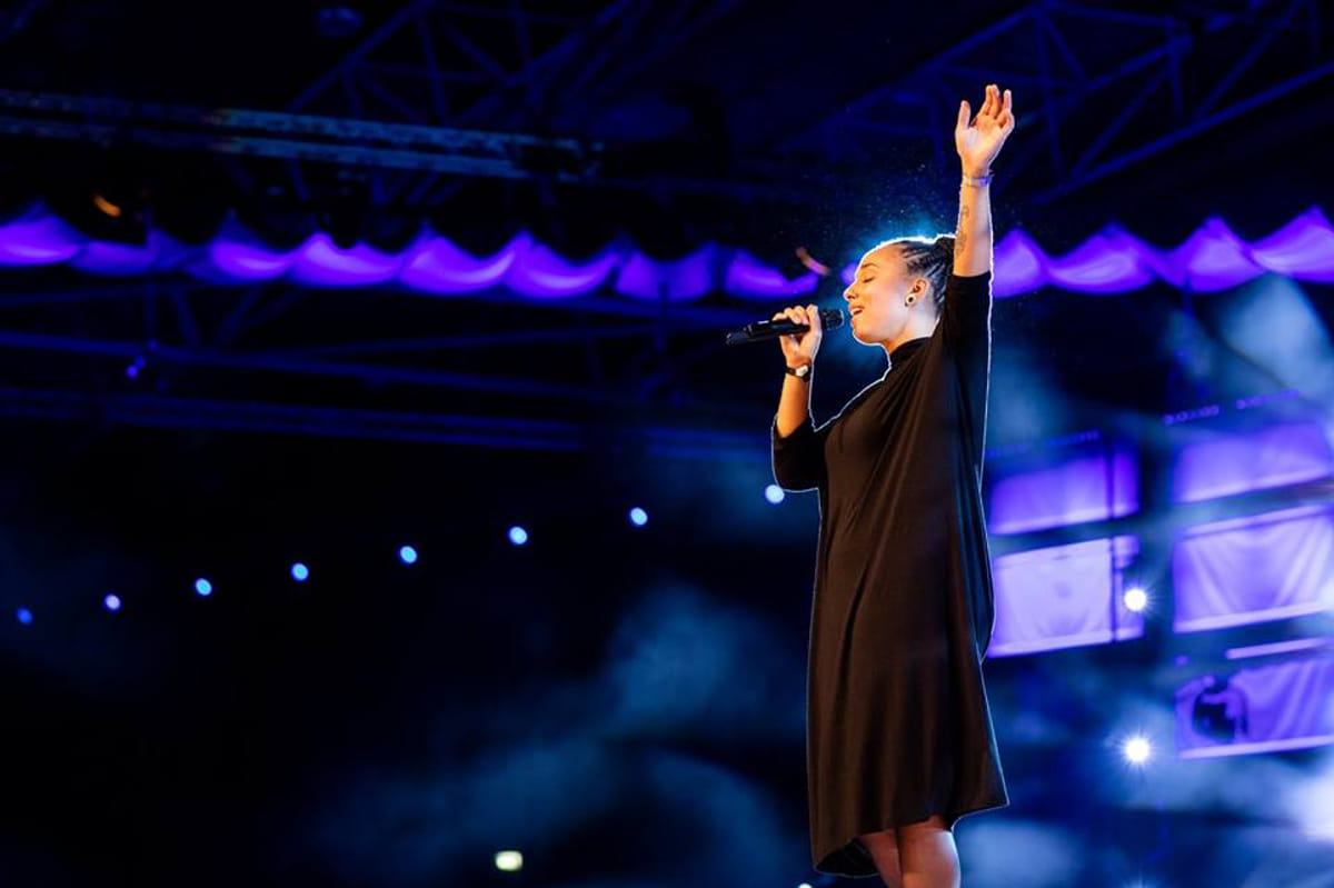 Getuigenis Lydia Harding: 'Er kwam een fontein van liefde - Nederland Zingt